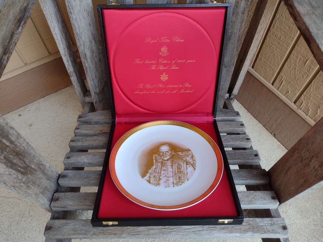 The Royal Papal Pope Paul VI Porcelain Plate W/ Case Artist Charles ...