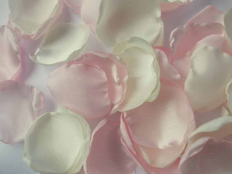 Light Pink Blush Ivory Satin Rose Petals Silk Wedding Rose | Etsy