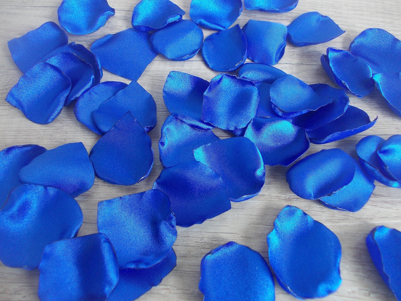 Royal Blue Satin Rose Petals Satin Wedding Petals Flower | Etsy