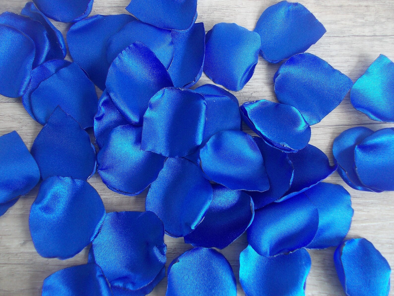 Royal Blue Satin Rose Petals Satin Wedding Petals Flower | Etsy