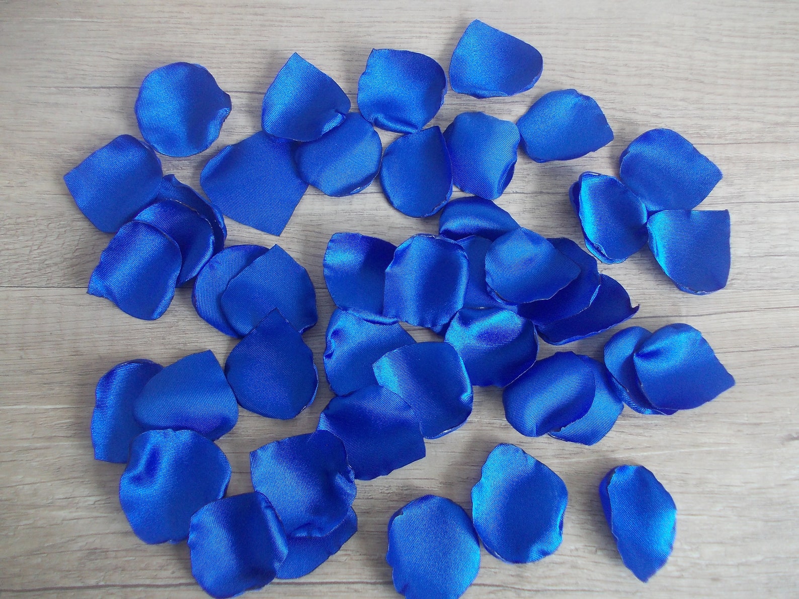 Royal Blue Satin Rose Petals Satin Wedding Petals Flower | Etsy
