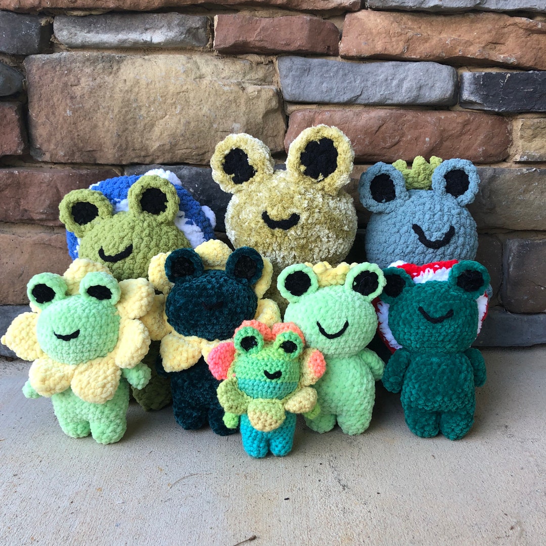 Frederick the Frog Crochet Pattern, Crochet Pattern Only, Digital Item ...
