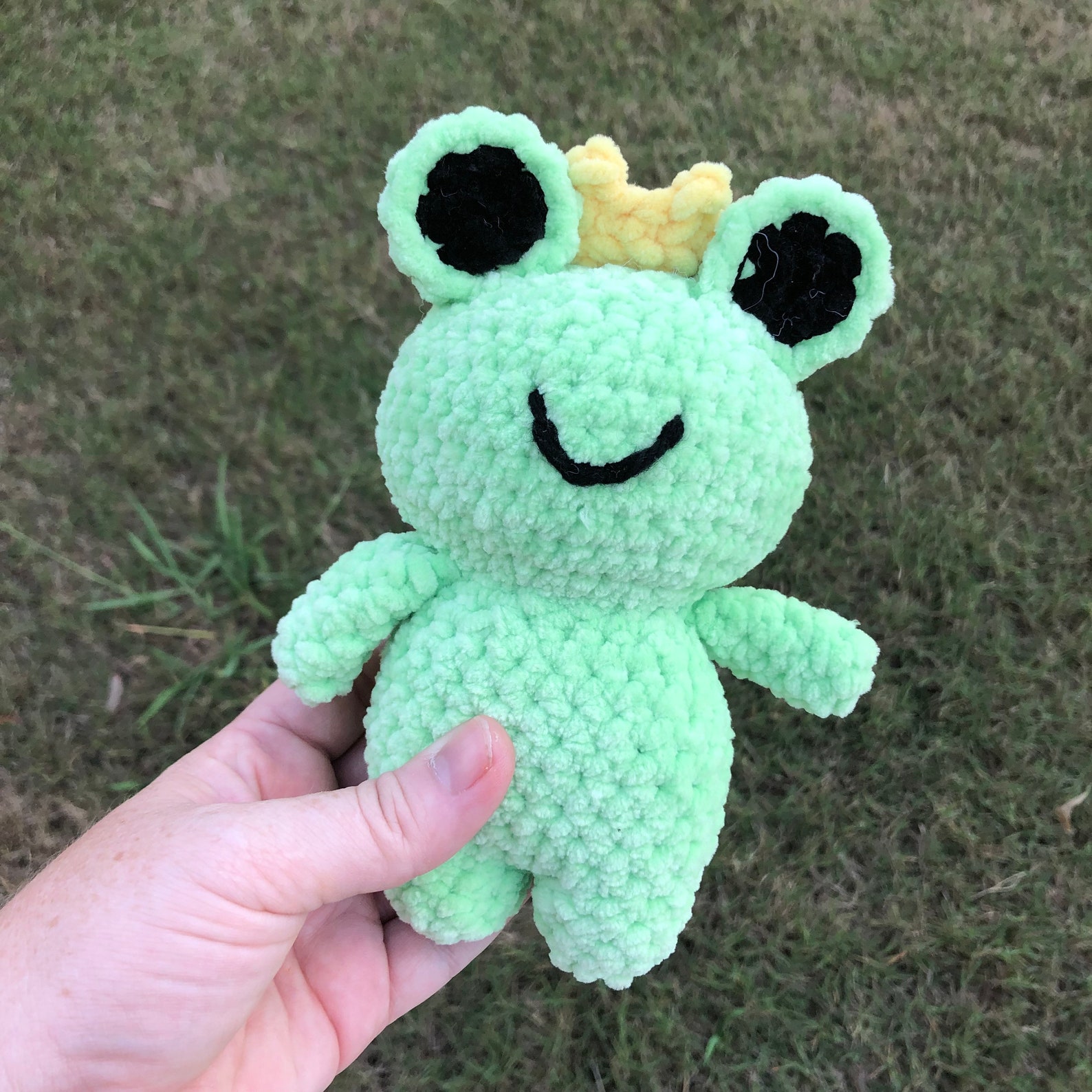 Frederick the Frog Crochet Pattern Crochet Pattern Only - Etsy