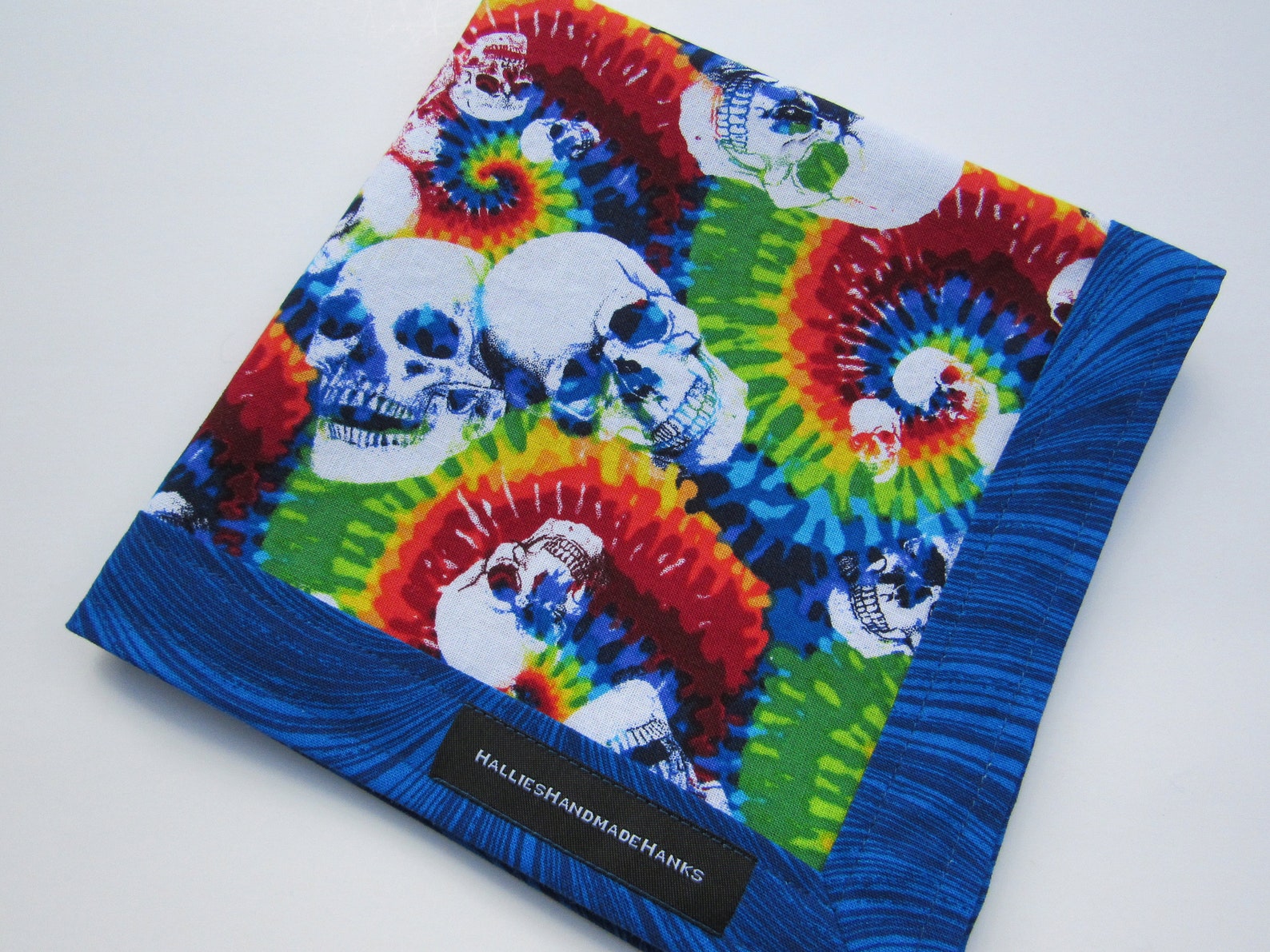 Groovy EDC Hank Skulls With Colorful Psychedelic Tie Dye | Etsy