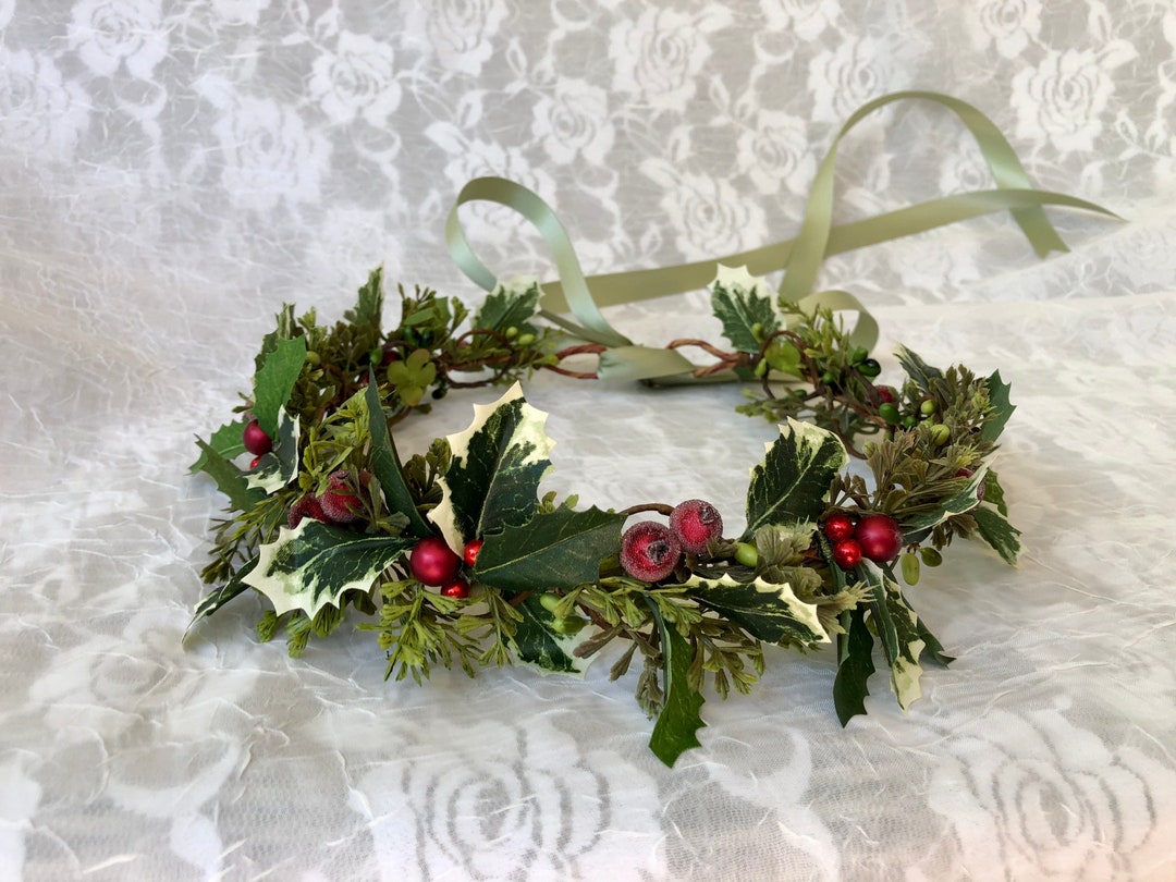 Holly Leaf Crown,winter Head Piece,holly Berries,bridal Wreath ...