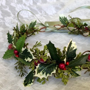 Holly Leaf Crown,winter Head Piece,holly Berries,bridal Wreath ...