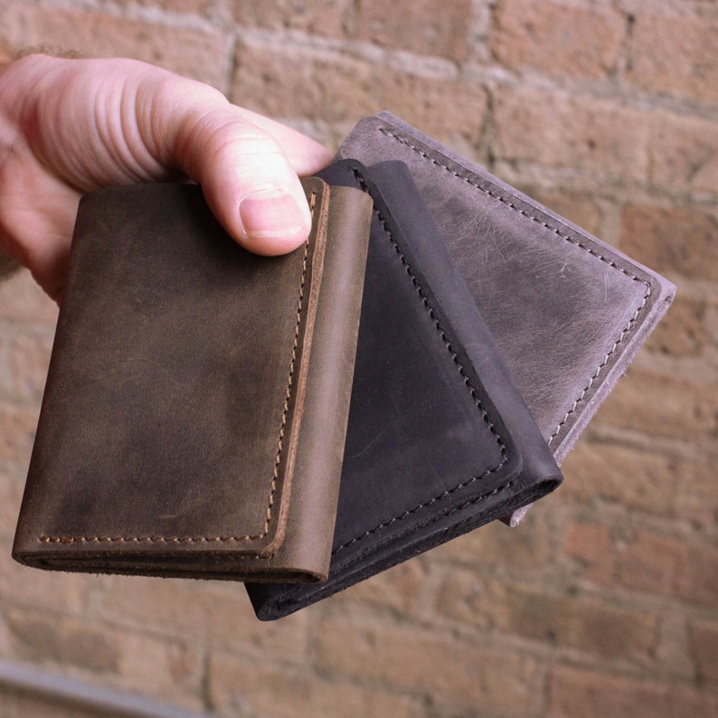 PERSONALIZED Trifold Rustic Leather Wallet Classic Billfold ID | Etsy
