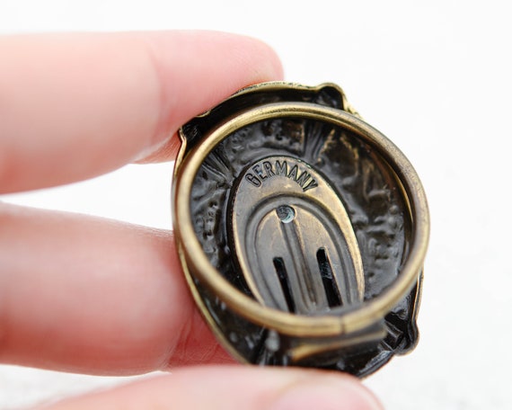 Vintage oval cottagecore scarf ring clip Two rose flo… - Gem