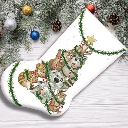 White Santa Christmas Stocking Counted Cross Stitch Pattern - Etsy