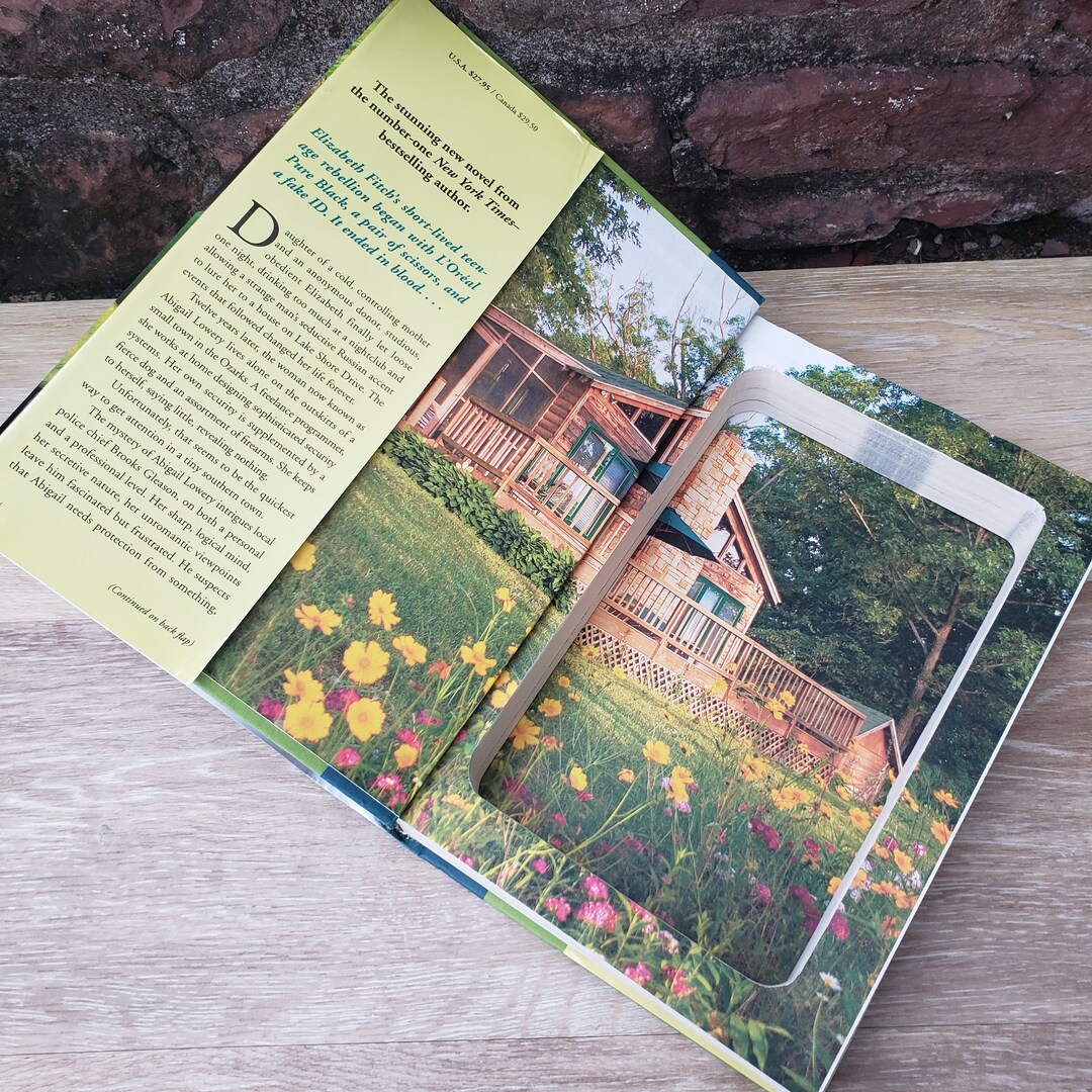 Hollow Book Safe. Magnetic Closure. Nora Roberts. the Witness. - Etsy