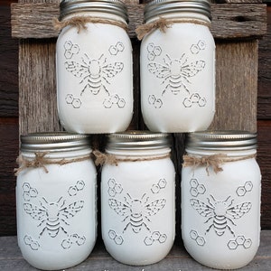 Bee Pint Jar, Chalk Painted Ball Pint Honeybee Jar, Bee Decor - Etsy