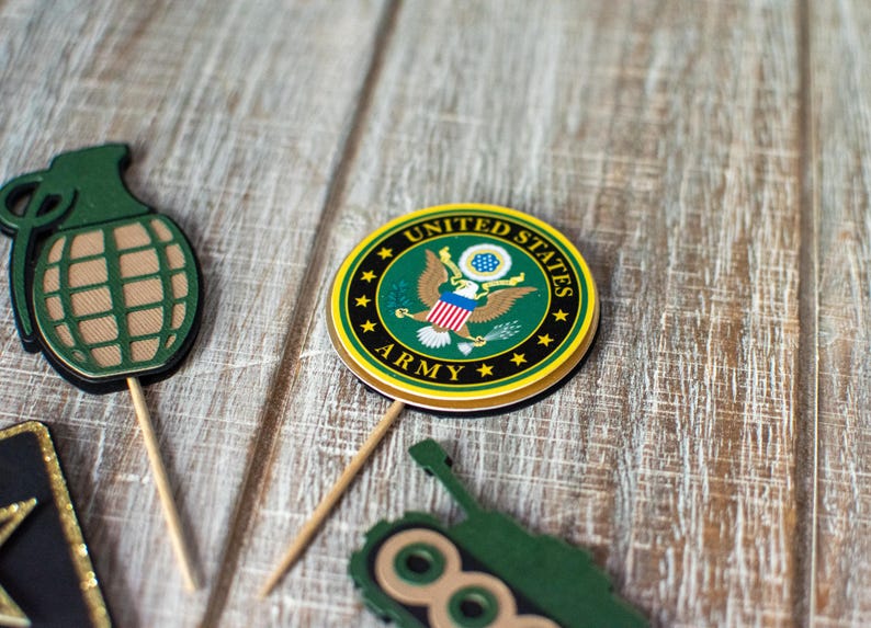U.S. Army Cupcake Toppers - Set of 12 | Military Graduation, Enlistment ...