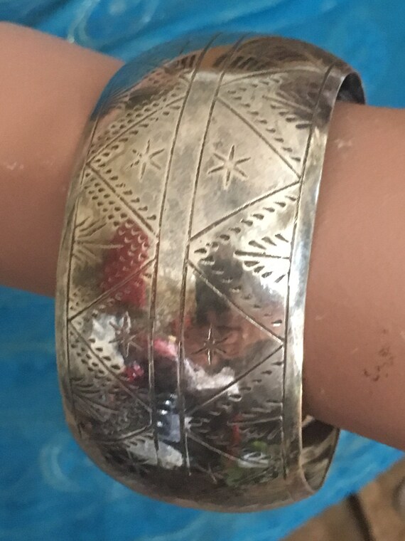 Indian Silver Plated Stamped Bangle - Gem