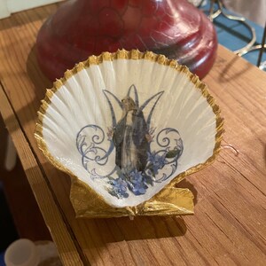 Blessed Mother Decoupage Scallop Shell Display Mary Religious Decor ...