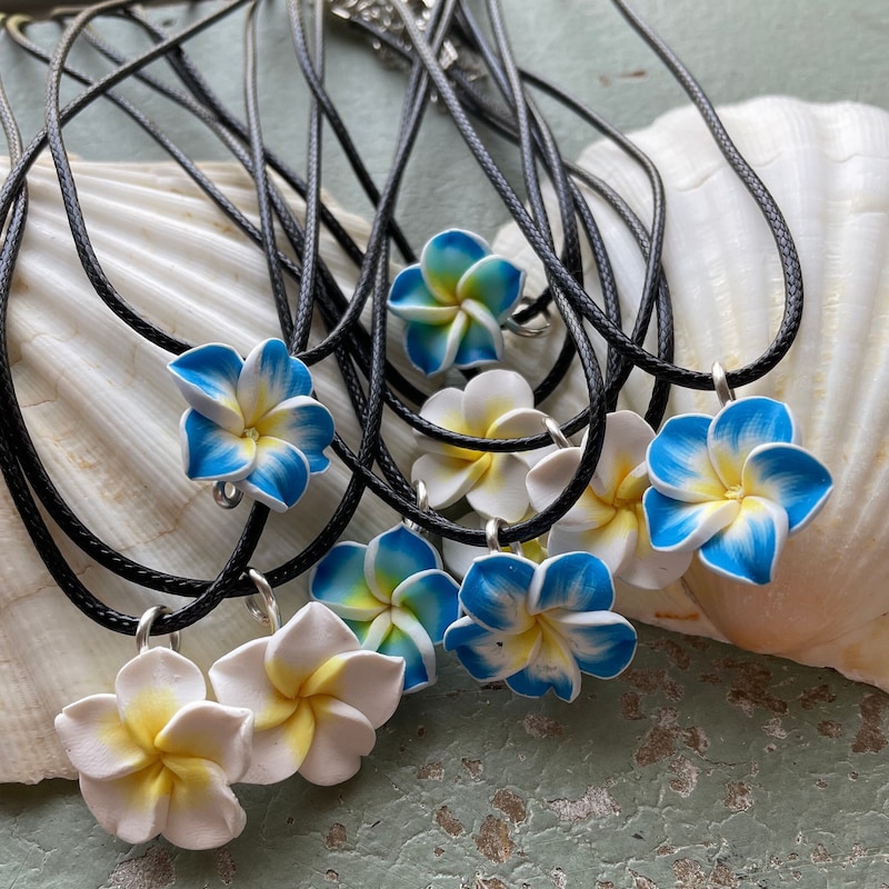 Hawaiian Flower Necklaces - Etsy