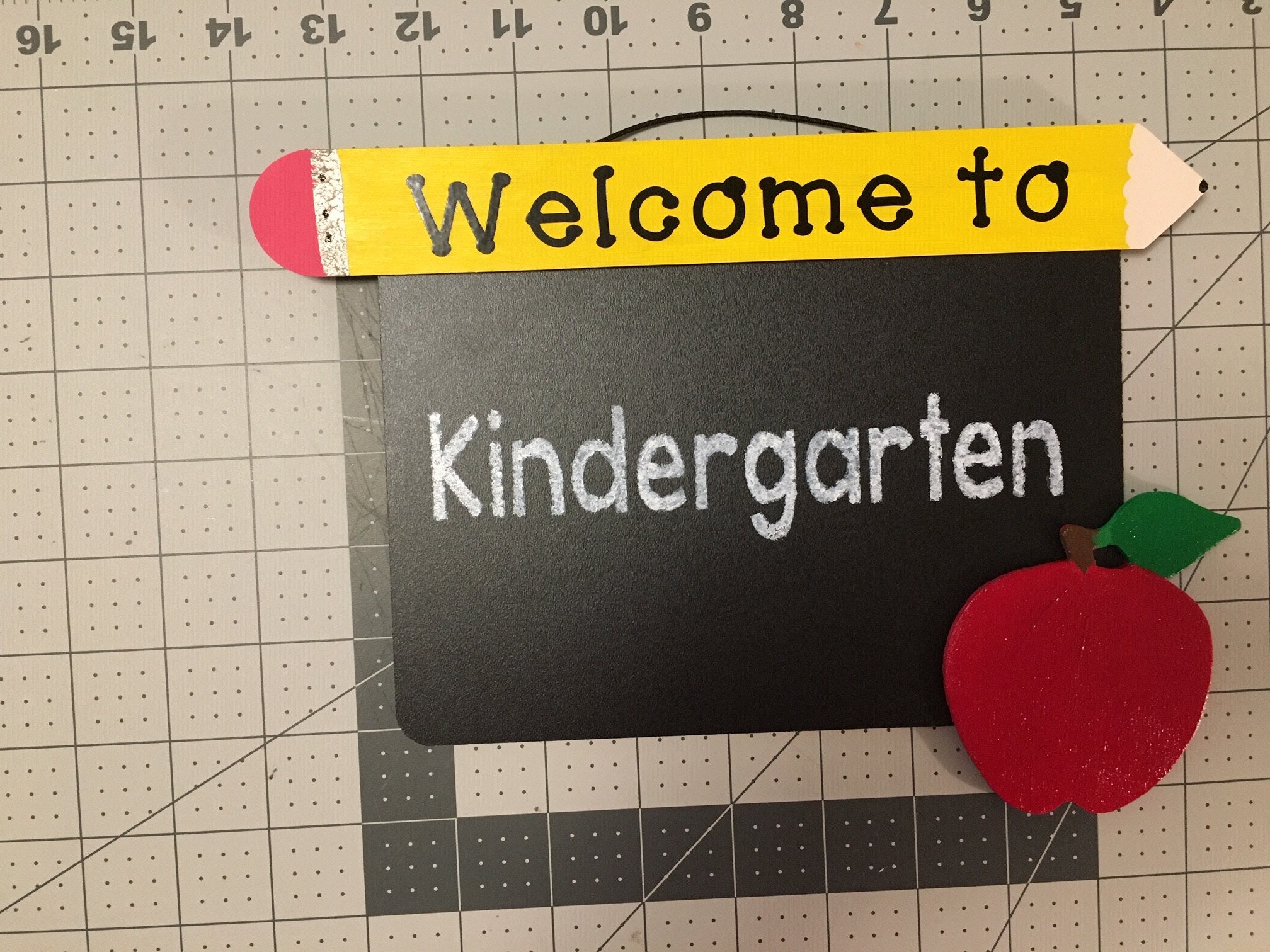 Welcome to Kindergarten Sign, Teacher Sign for Classroom Door, Teacher ...