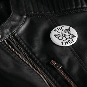 Pronoun Pinback Button, Hand-drawn Floral Minimalist LGBTQ Pin ...
