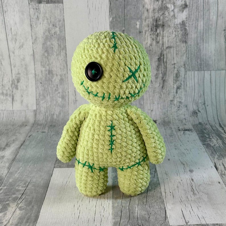 Voodoo Doll Crochet Pattern- PDF English/ French - Halloween Amigurumi ...