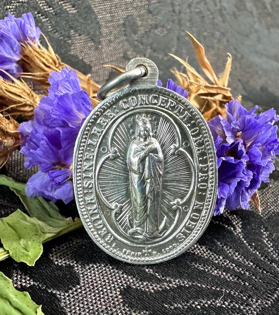 RARE Antique Mary Immaculate Conception Medal by Ludo… - Gem