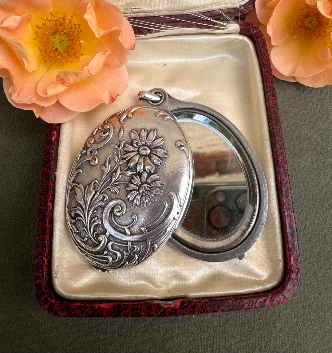 Art Nouveau Silver Mirror Locket Pendant With Flowers Daisy Medallion ...