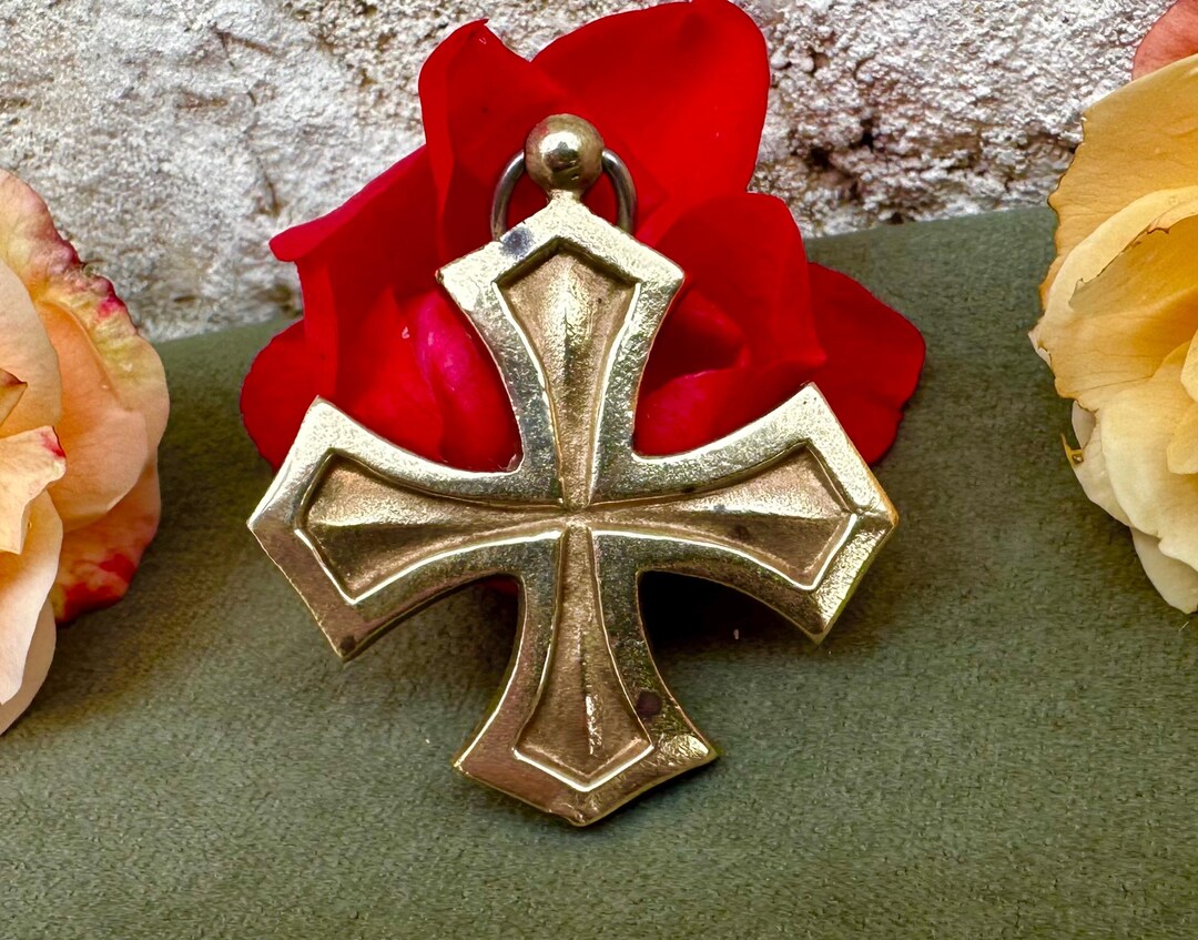Occitan Regional Bronze Cross Pendant, Pectoral Cross for Men - Etsy