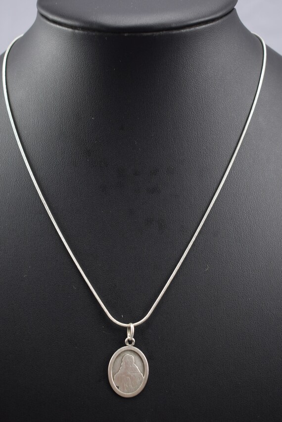Virgin Mary Engraved Sterling Silver Medal Pendant Ne… - Gem