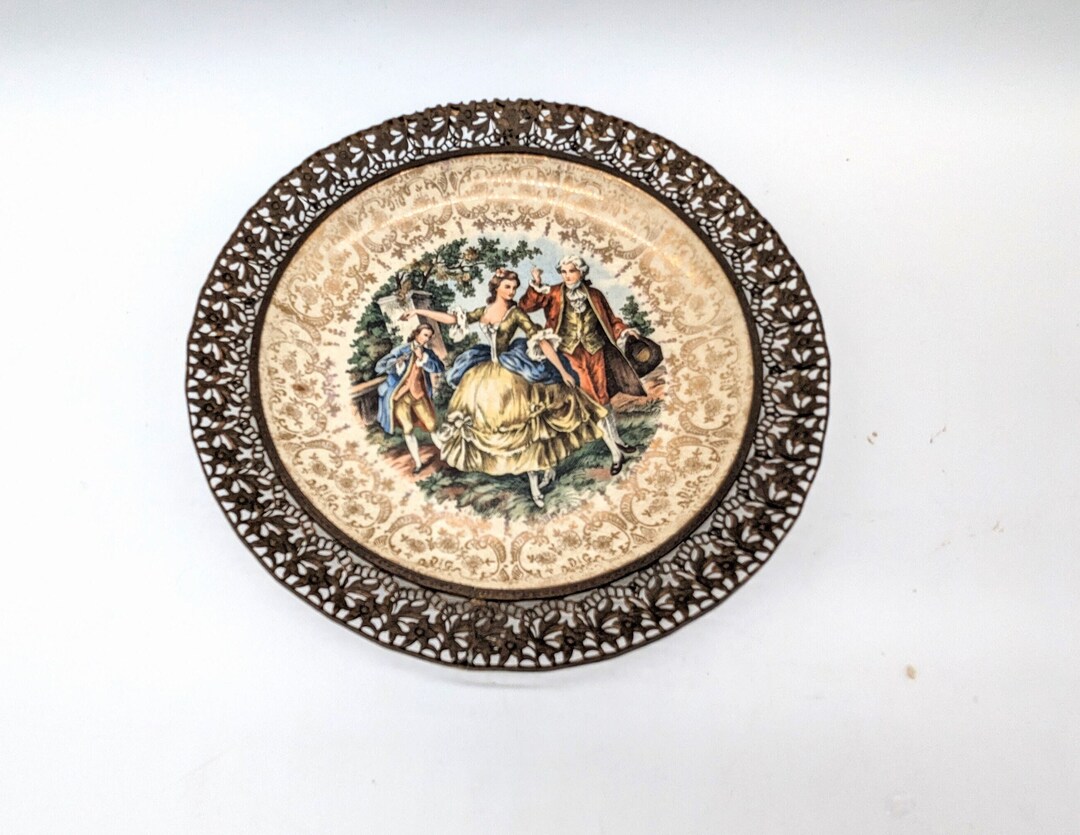 Floral Filigree Framed China Plate - Colonial Courting Couple With Gold ...