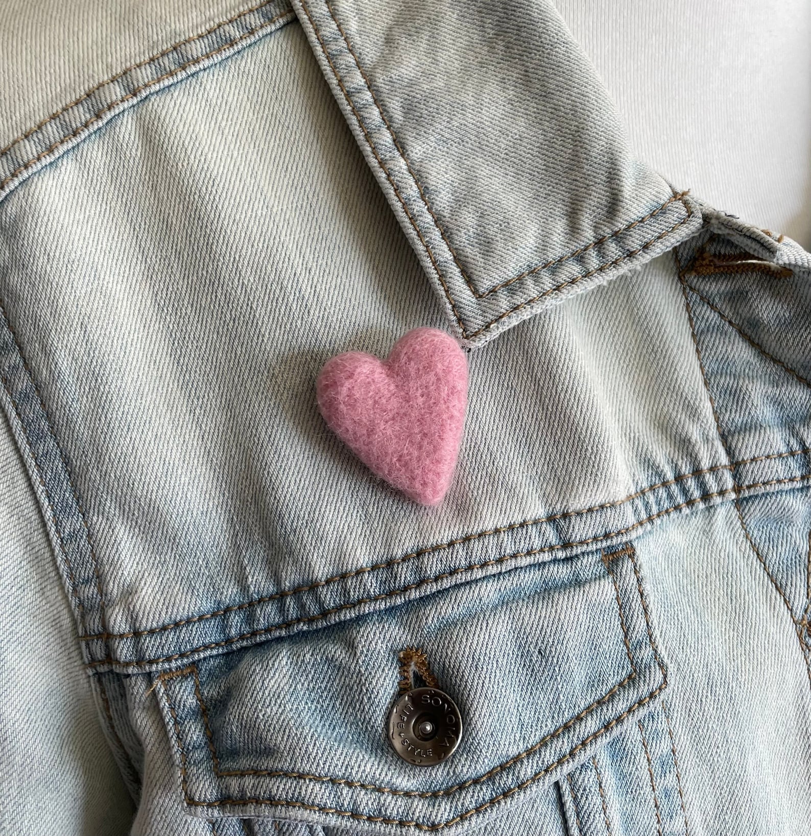 Small Pink Wool Heart Pin – Handmade Felt Brooch - Etsy