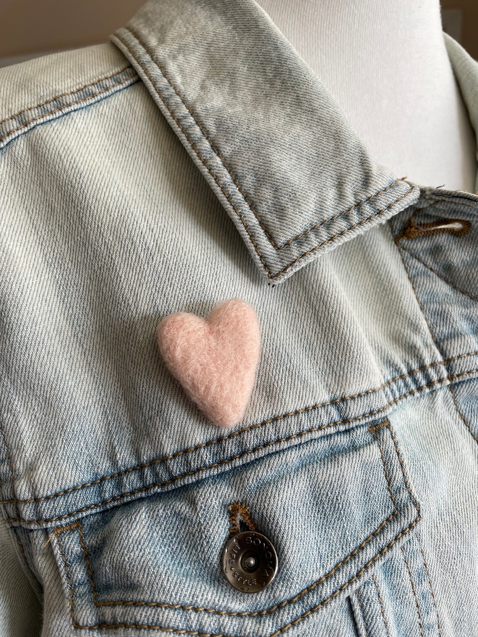 Small Pale Pink Heart Pin - Mother's Day Heart Brooch - Felt Heart ...