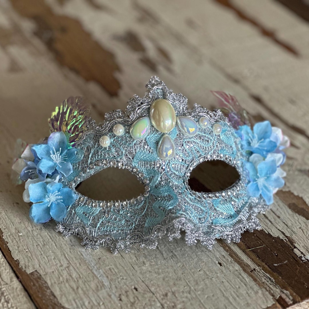 Blue Cinderella Masquerade Mask, Bridgerton Ball, Elegant Pearl Mask ...