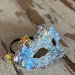 Blue Cinderella Masquerade Mask, Bridgerton Ball, Elegant Pearl Mask ...
