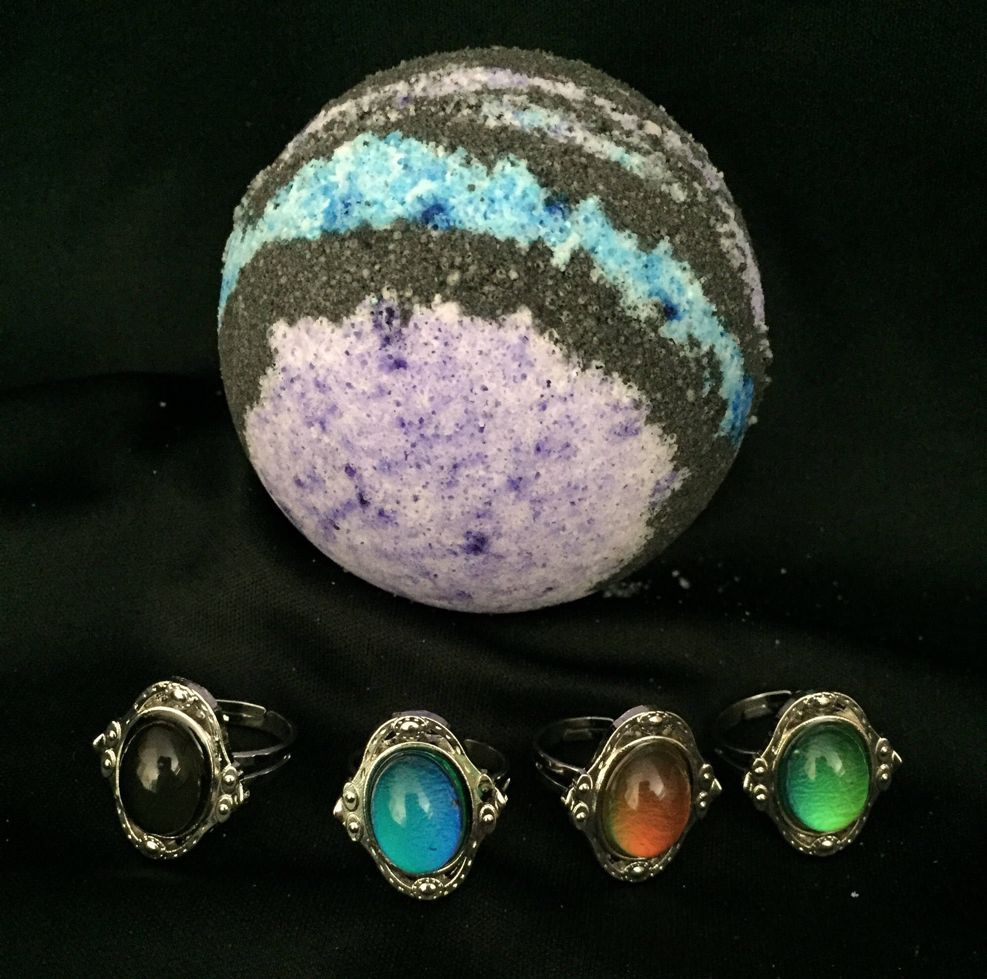 Mood Ring Bath Bomb Surprise - Etsy