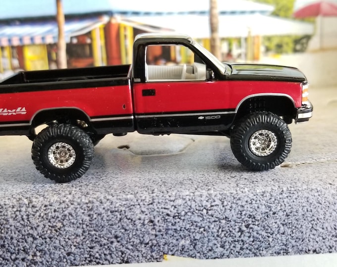 Christmas Ornament, 1993 Chevy Silverado 1500 4x4 off Road Pickup Truck ...