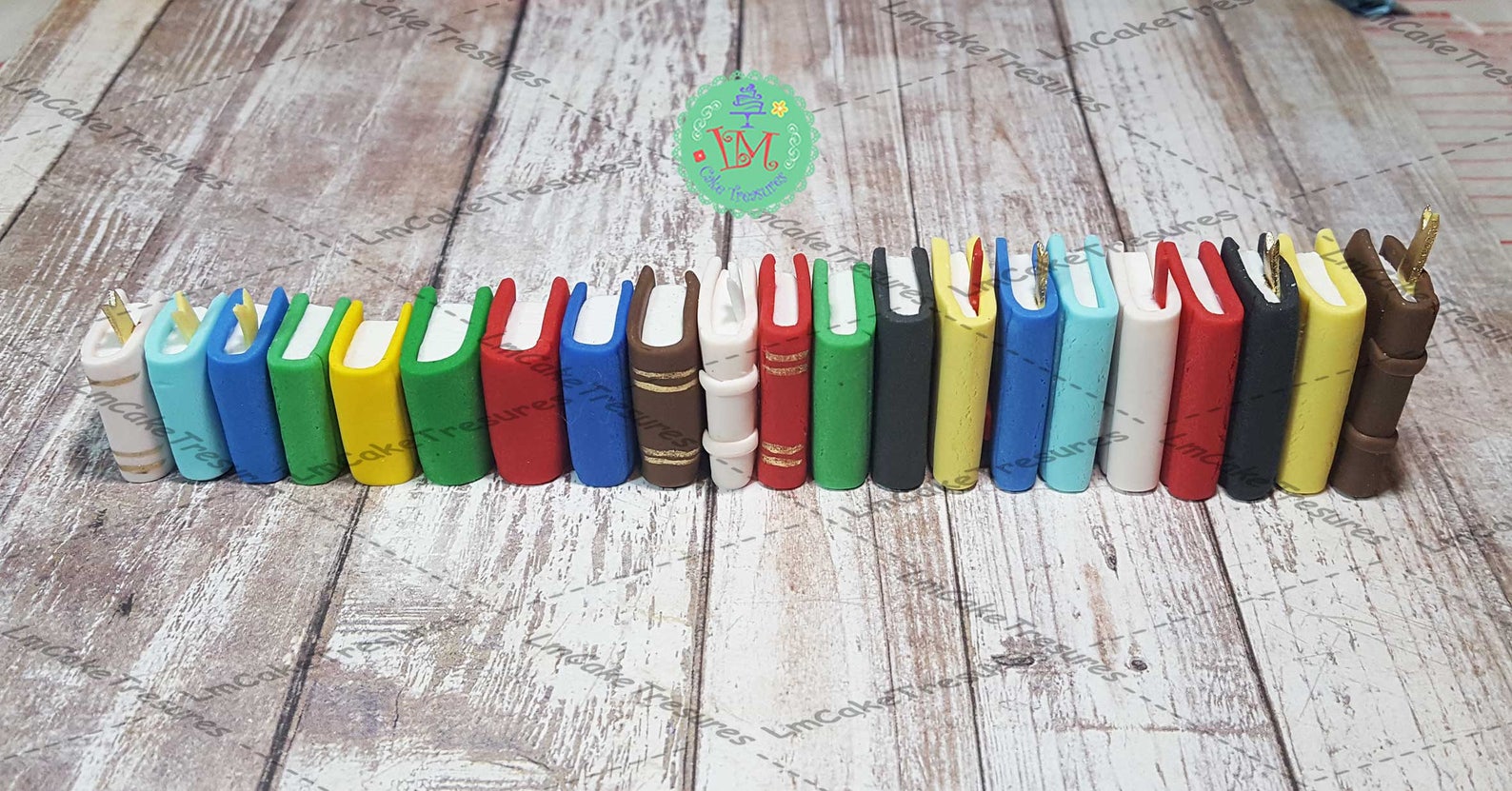 Fondant 3D Books (18) - Fondant Mini Books, School Party, Teacher ...
