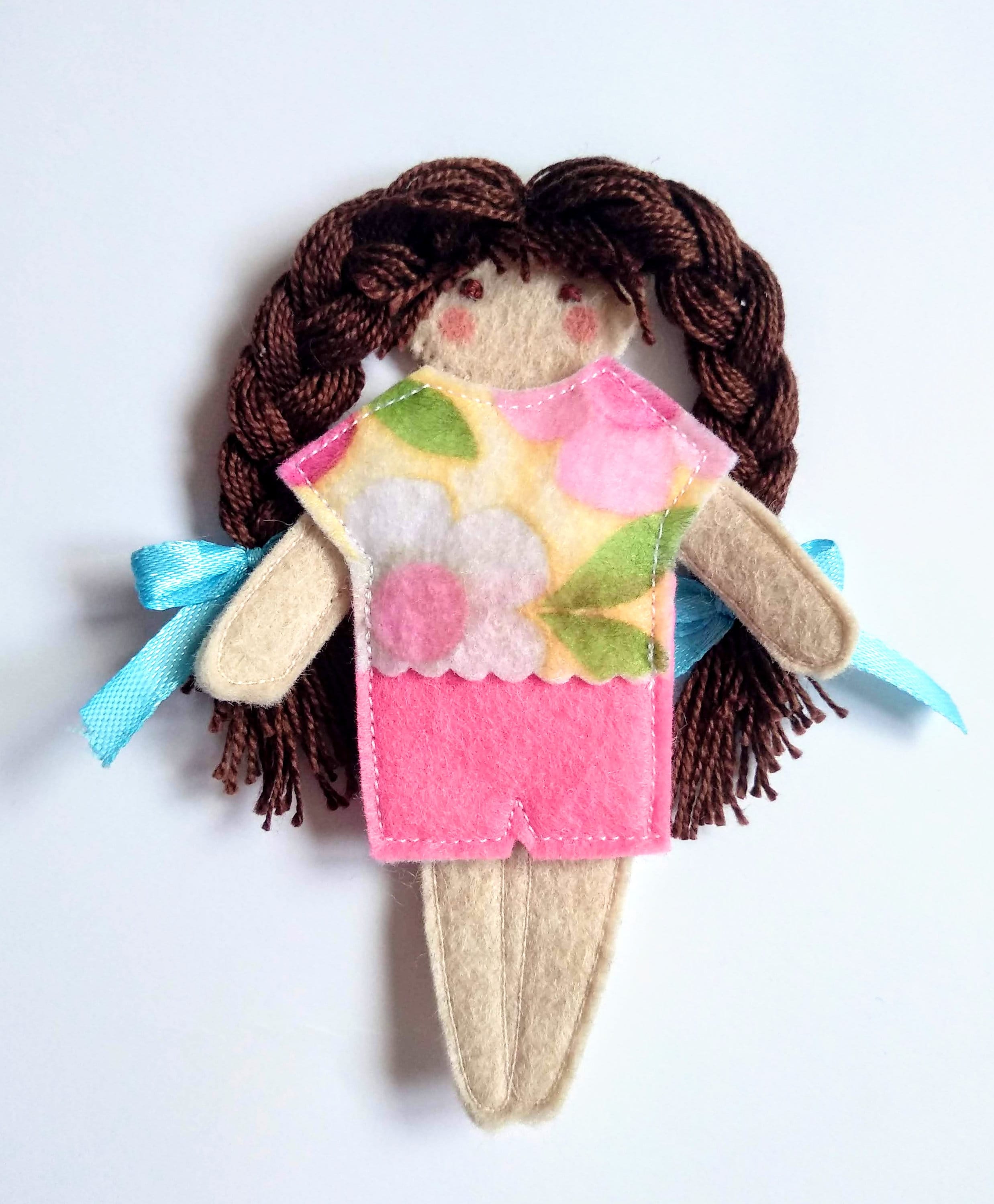 Felt Dress up Doll, Felt Play Set, Doll and Outfit Set, Montessori Doll ...