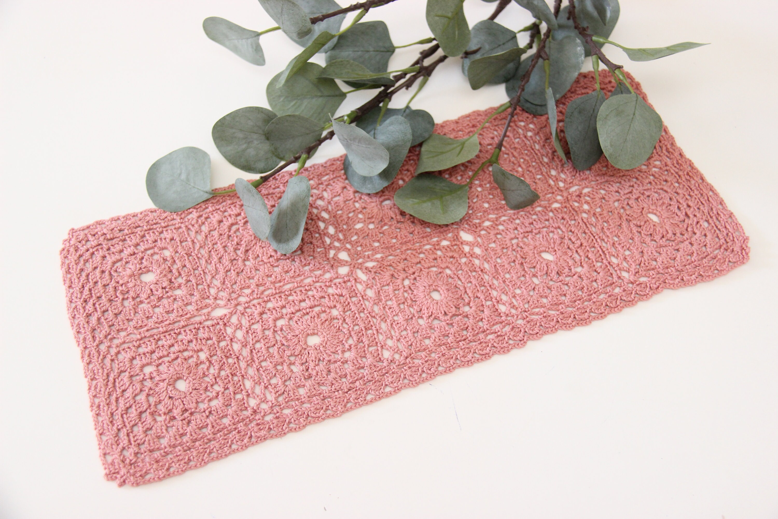 Vintage Swedish Crocheted Table Runner , Pink Crochet Tablerunner ...