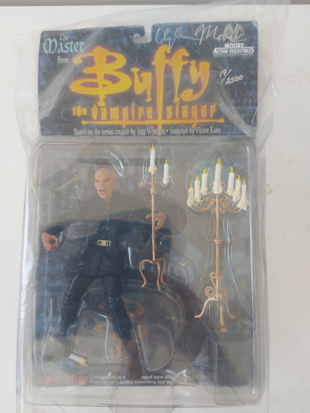 Buffy the Vampire Slayer Master Signed Limited Edition #19 Moore Figure ...