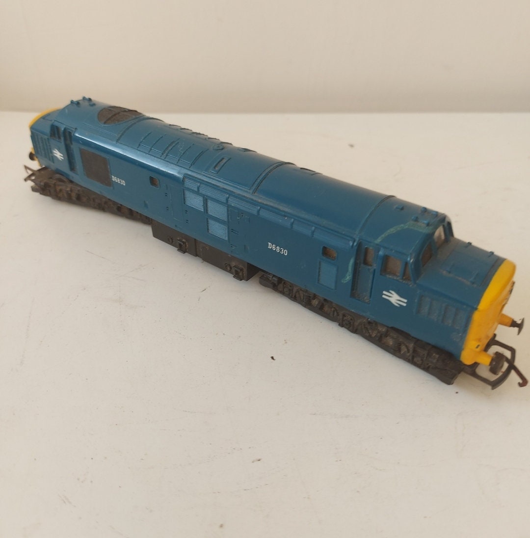 Triang Hornby R751 BR Class 37 Diesel D6830 00 Gauge read - Etsy
