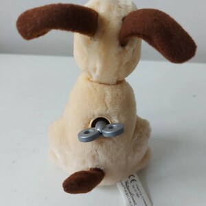 Wallace and Gromit Wind up Gromit Nick Park Aardman Animation 1989 ...