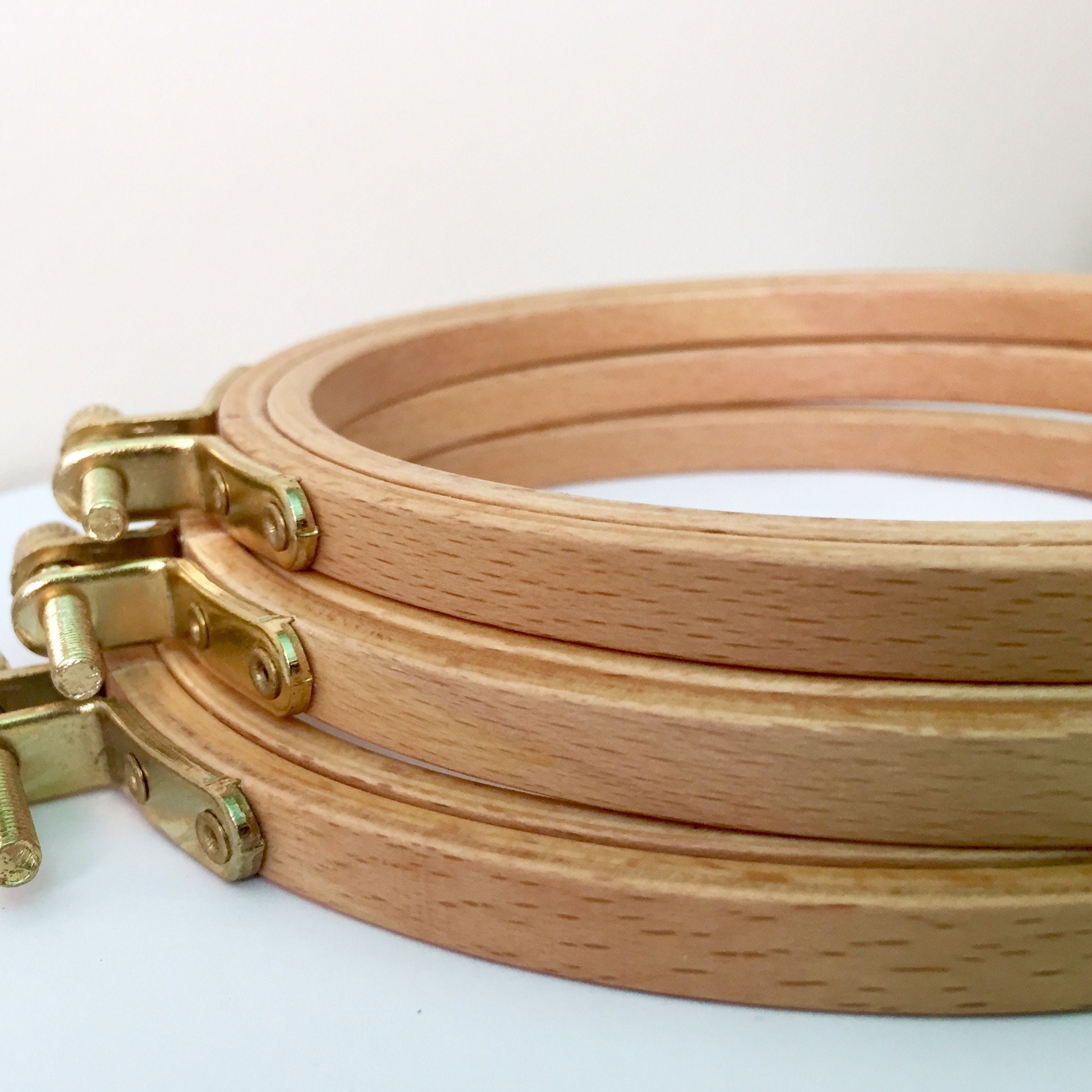 High Quality Round Beechwood Embroidery Hoop // Sizes: 4 Inch - Etsy