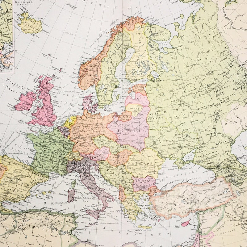 Folding Map of Europe - Etsy UK