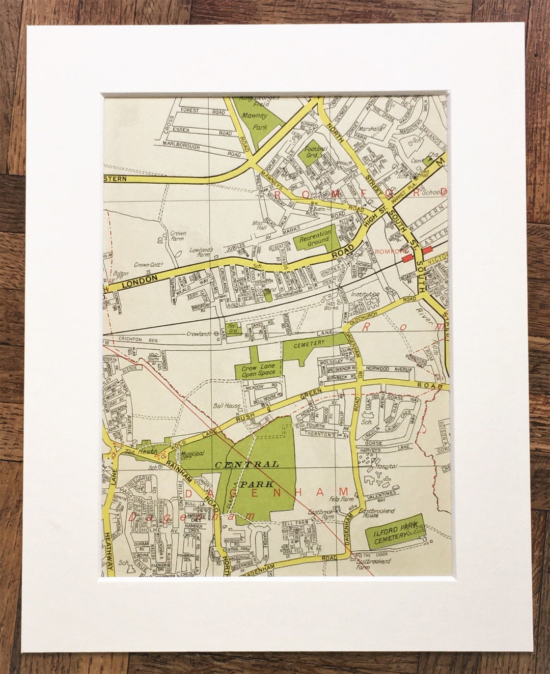 C. 1960 VINTAGE LONDON MAP, East London, Dagenham, Romford, Matted ...
