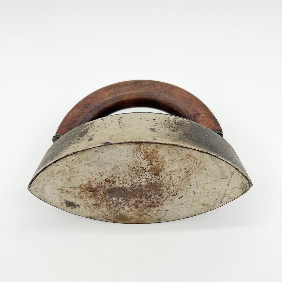 Antique Sad Iron by Enterprise Manufacturing Co. - Etsy