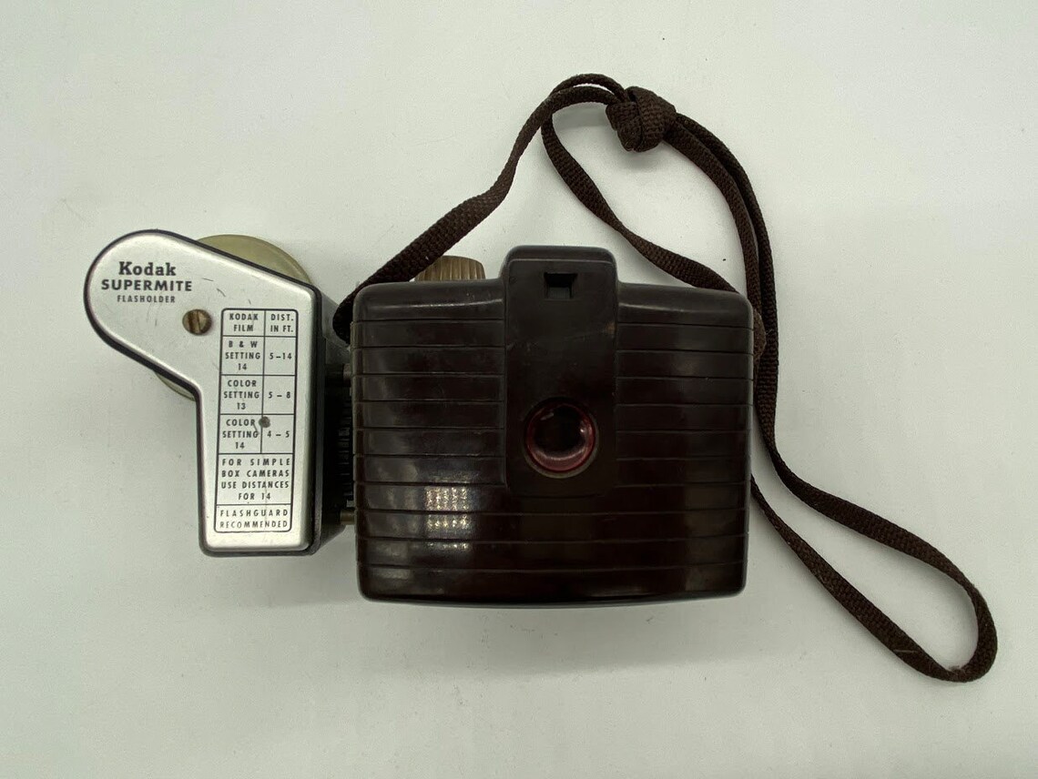 1950's Kodak Brownie Holiday Flash Camera Vintage Antique Collectable W ...
