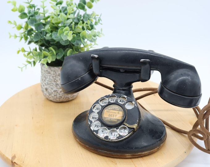 Antique Art Deco, Bakelite Party Line Telephone for Display - Etsy