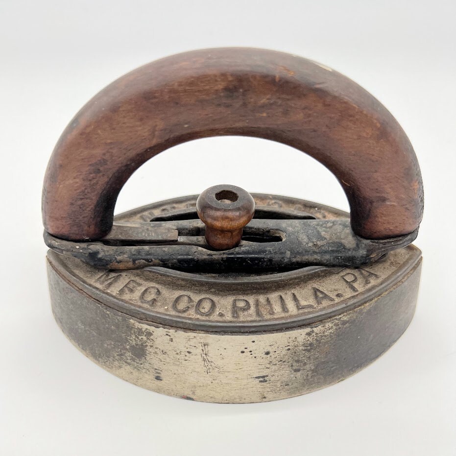 Antique Sad Iron by Enterprise Manufacturing Co. - Etsy