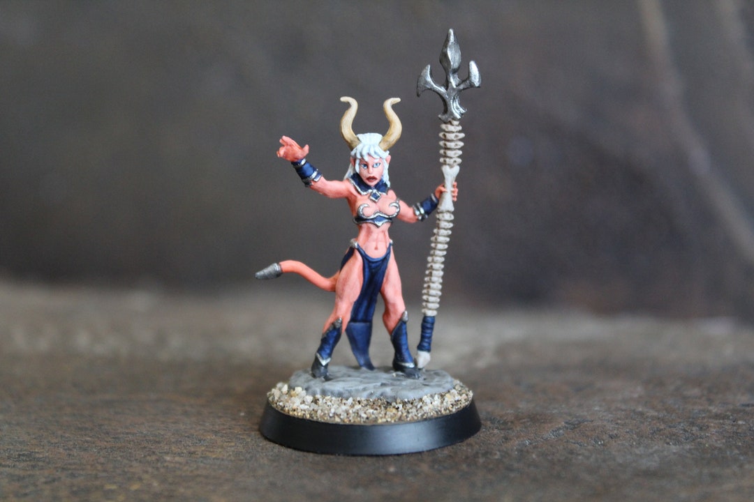 Hand Painted Sinessa Hellborn Sorceress Reaper Miniature Dnd Pathfinder ...