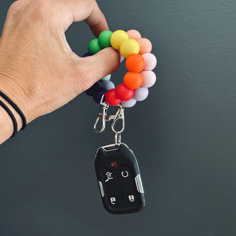 Rainbow Silicone Bead Fingerlet Keychain: Modern Wristlet - Etsy