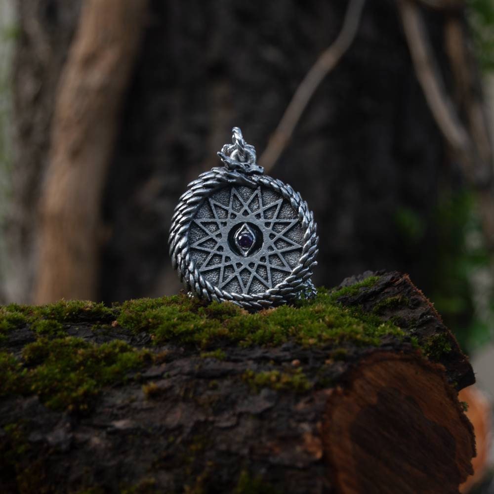 Ouroboros Tiamat Snake Hendecagram Medallion Scaly World - Etsy