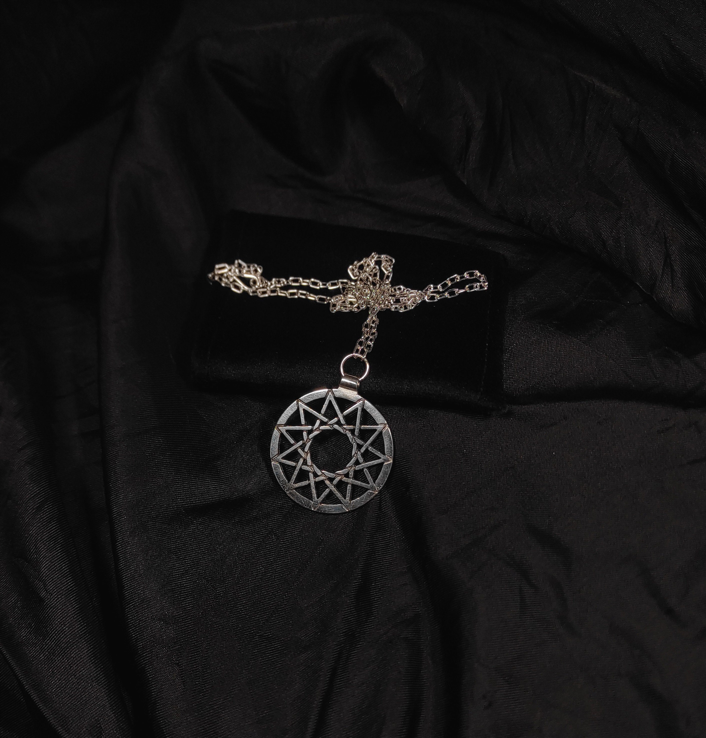 Silver Hendecagram Star Necklace , Chaos Anti Cosmic Energy Pendant ...
